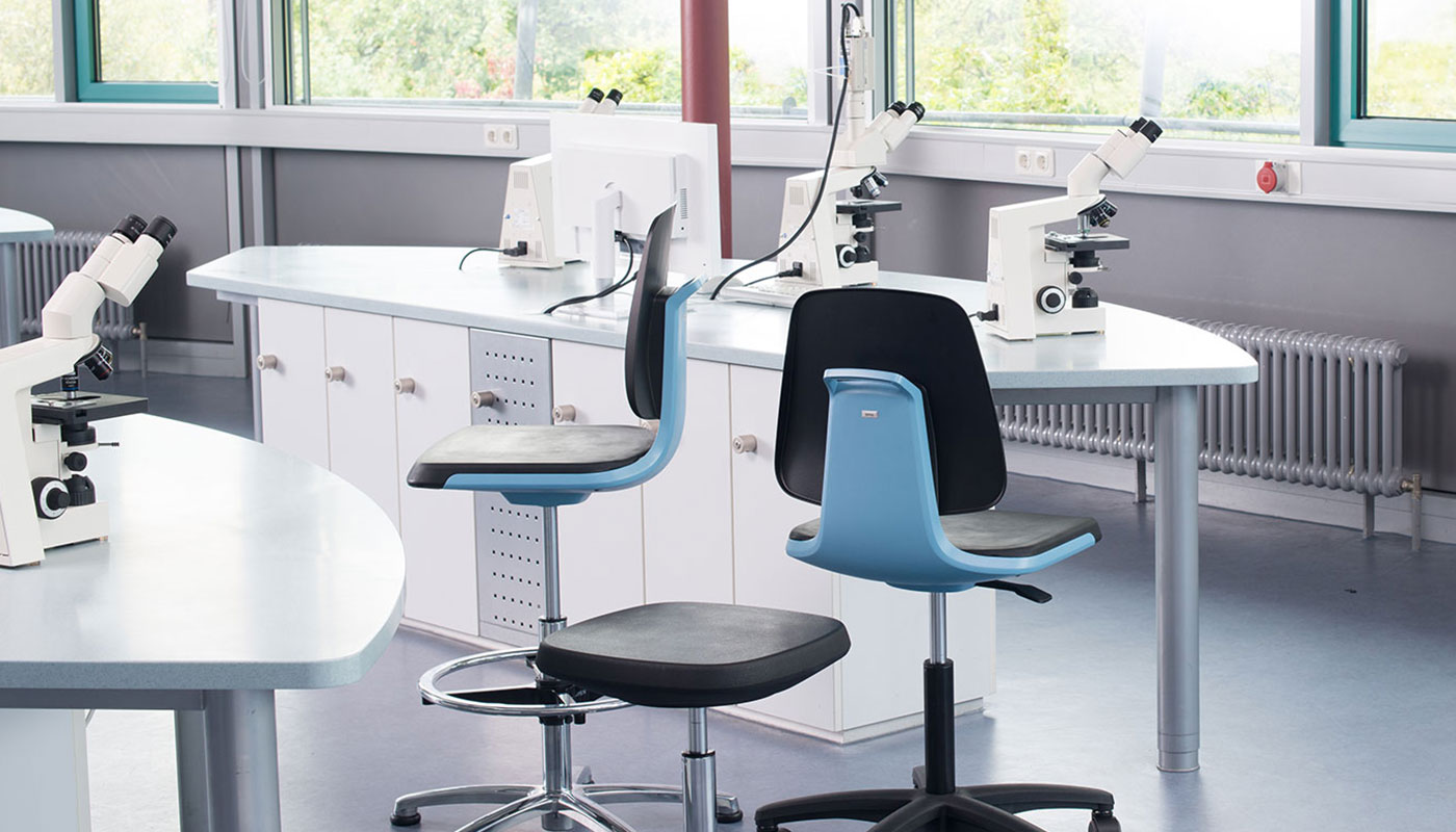 Cleanroom Chairs Singapore Pharmaceutical: Compliance Guide